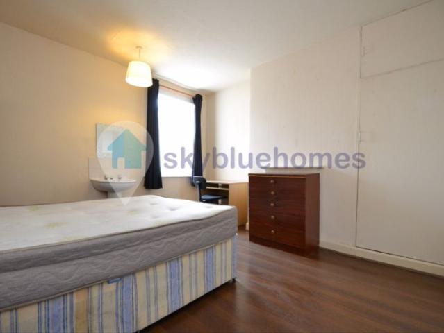Glenfield Road, Leicester LE3, Room to rent, £500 pcm | PrimeLocation