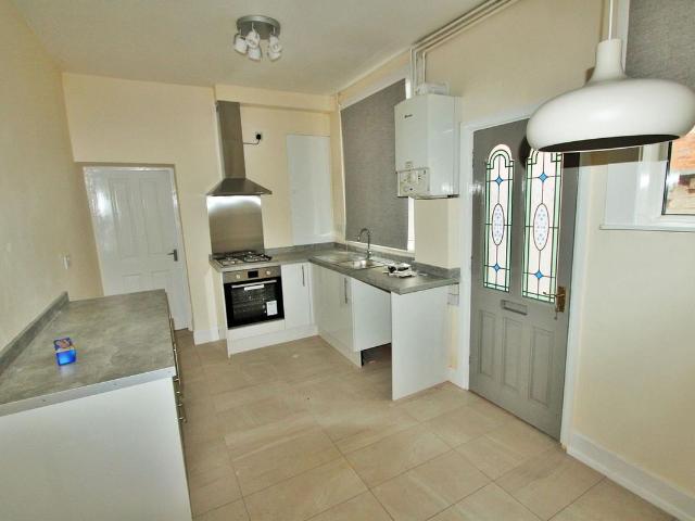 Glenfield Road, Leicester LE3, 1 bed flat to rent, £795 pcm | PrimeLocation
