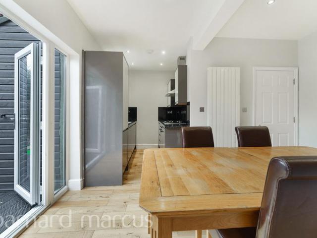 Glenister Park Road, LONDON 5 bed house to rent £3,000 pcm £692 pw