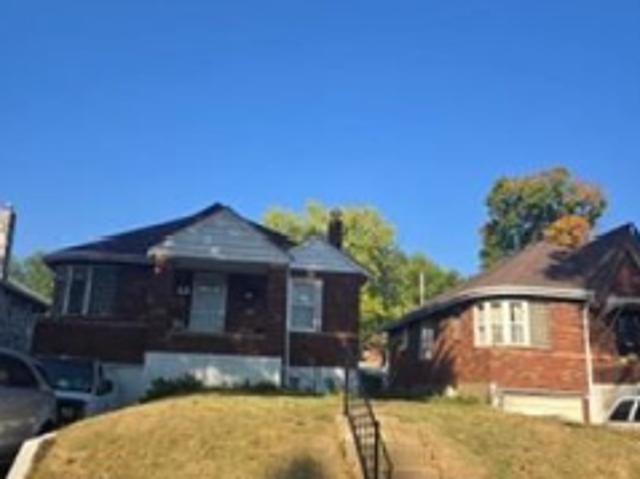Glenmore Ave