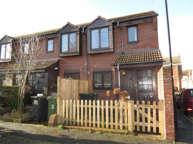 Glenmore Mews, Eastbourne 2 bed semi detached house to rent £1,375 pcm £317 pw