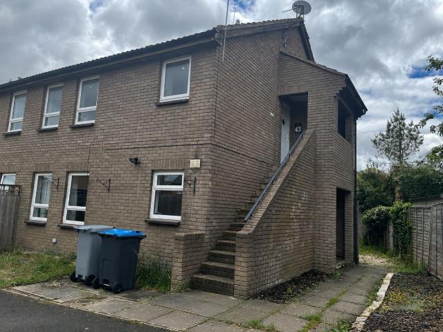 Glenmore Road, Carterton, Oxon OX18, Studio to rent, £800 pcm | PrimeLocation