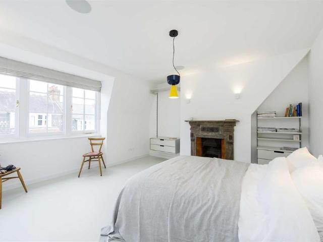 Glenmore Road, London, London