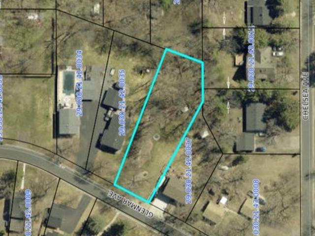 Glenmar Ave, Mahtomedi, MN 55115