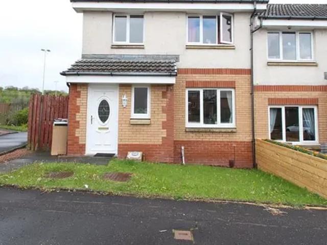 Glenmuir Court, Glasgow, G53 6QP, United Kingdom | 3 bed duplex for rent #120238720 | Rentberry