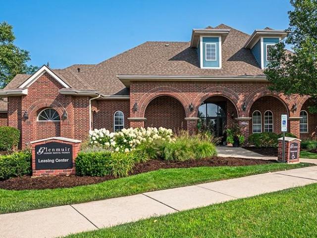 Glenmuir of Naperville Apartments 3 Bedroom Apartment for Rent at 2604 Rockport Ln, Naperville, IL 60564
