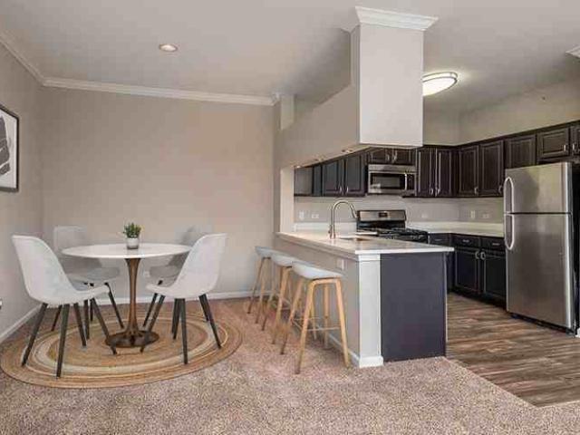 Glenmuir of Naperville Apartments 1 Bedroom Apartment for Rent at 2604 Rockport Ln, Naperville, IL 60564