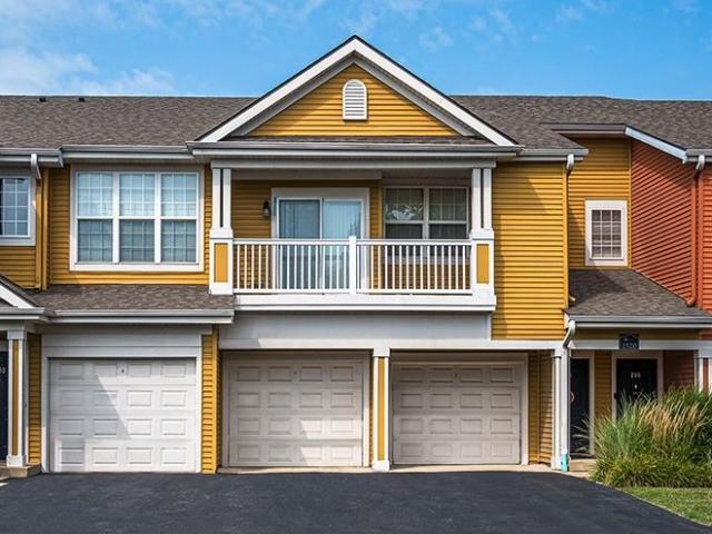 Glenmuir of Naperville Apartments 2 Bedroom Apartment for Rent at 2604 Rockport Ln, Naperville, IL 60564