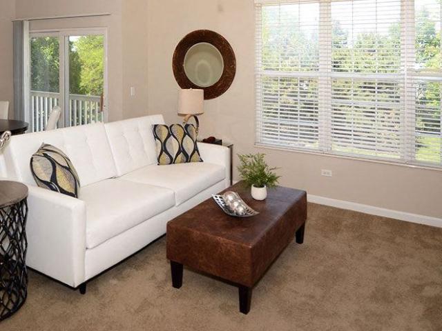 Glenmuir of Naperville Apartments 2 Bedroom Apartment for Rent at 2604 Rockport Ln, Naperville, IL 60564