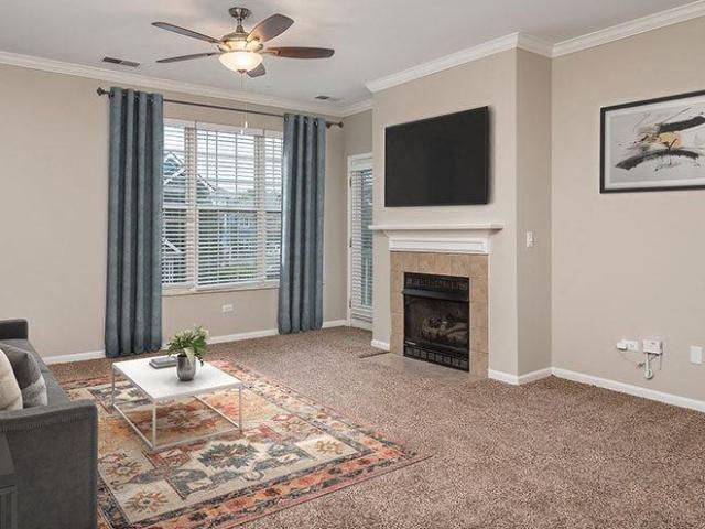 Glenmuir of Naperville Apartments 2 Bedroom Apartment for Rent at 2604 Rockport Ln, Naperville, IL 60564
