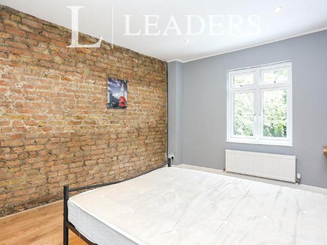 Glensdale Road, London, SE4 Studio to rent £1,000 pcm £231 pw