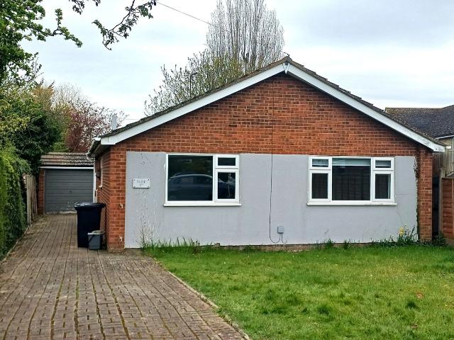 Glenside, Whitstable, Kent CT5, 2 bed bungalow to rent, £1,400 pcm | PrimeLocation