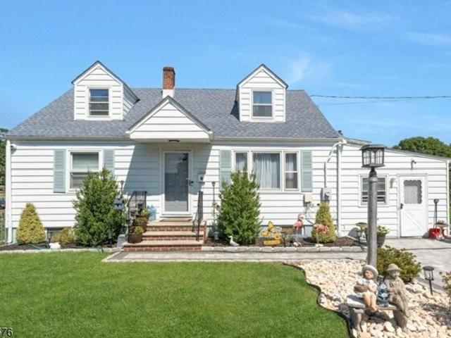 Glenside Pl, North Plainfield, Home For Sale