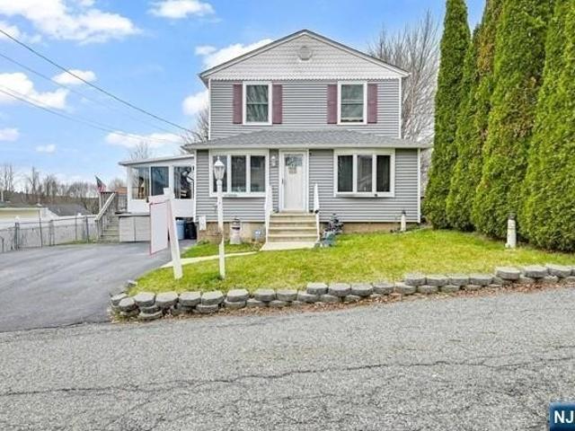 Glenridge Rd, West Milford, Home For Sale