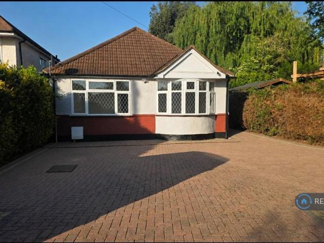 Glenwood Way, Croydon, CR0 3 bed detached house to rent £2,350 pcm £542 pw