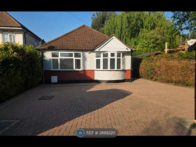 Glenwood Way, Croydon CR0, 3 bed detached house to rent, £2,500 pcm | PrimeLocation