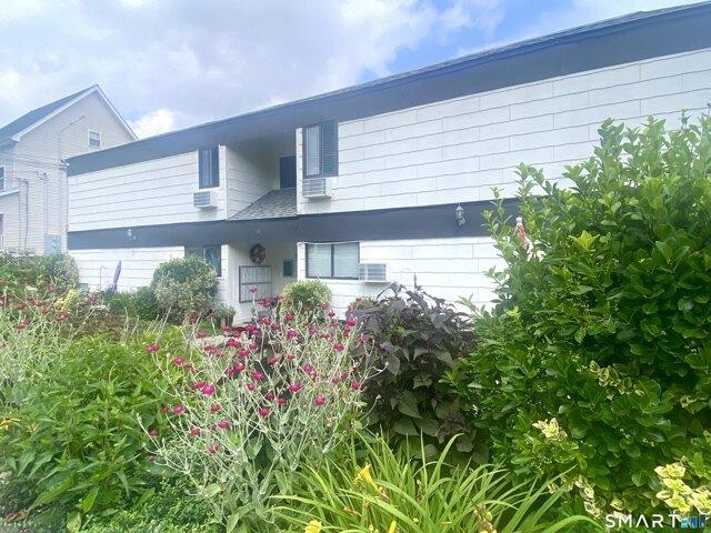 Glenwood Ave Apt A, Norwalk, Condo For Sale