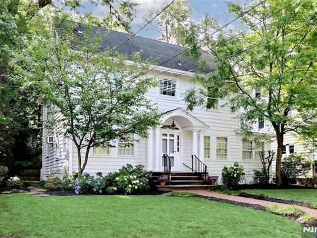 Glenwood Ave, Leonia, Home For Sale
