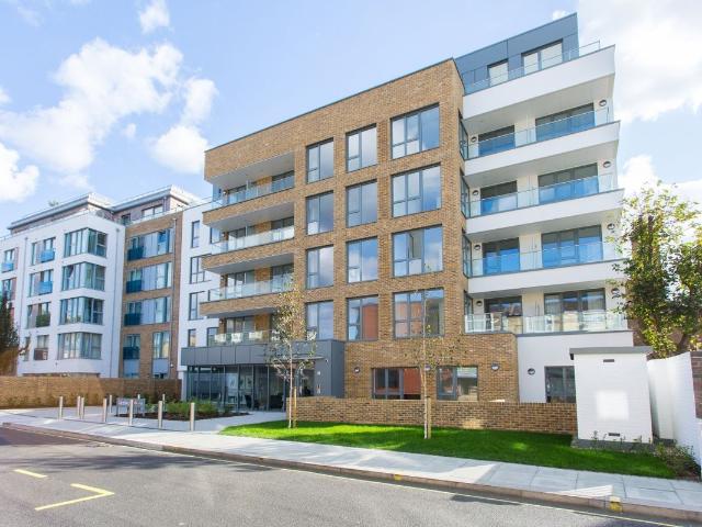 Glenthorne Road, London W6, 2 bed flat to rent, £3,100 pcm | PrimeLocation
