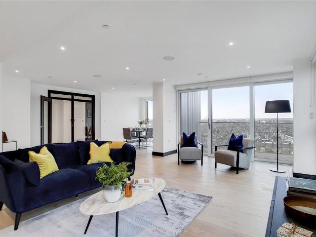 Glenthorne Road London W6 3 bed apartment to rent £5,200 pcm £1,200 pw