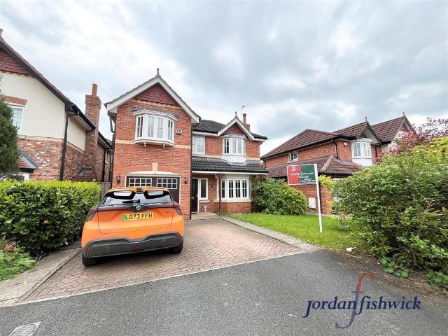 Glenville Close, Cheadle Hulme, Cheshire 4 bed house to rent £2,750 pcm £635 pw