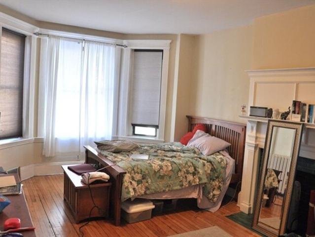 Glenville Ave Apt,boston, Condo For Sale