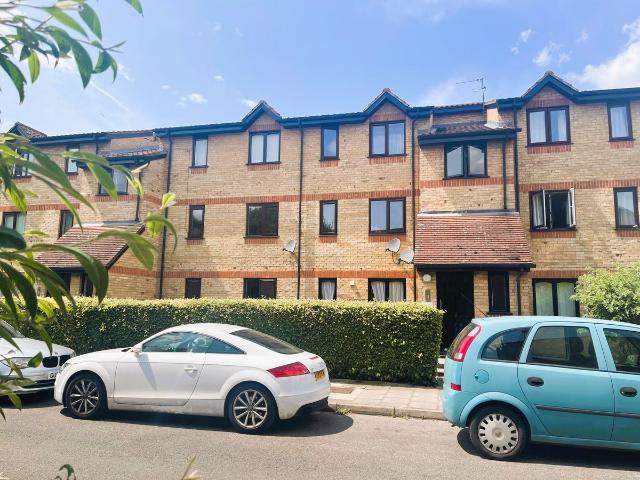 Glenville Grove, London SE8, 1 bed flat to rent, £1,500 pcm | PrimeLocation