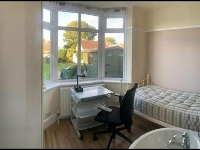 Glenville Road, Bournemouth, 1 Bedroom House