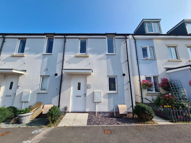 Glider Avenue, Weston Super Mare BS24, 2 bed property to rent, £1,250 pcm | PrimeLocation