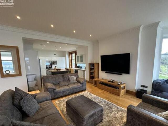 Glyngarth, Menai Bridge, 3 Bedroom Duplex