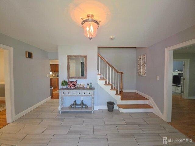 Glynn Ct, Sayreville, Home For Sale