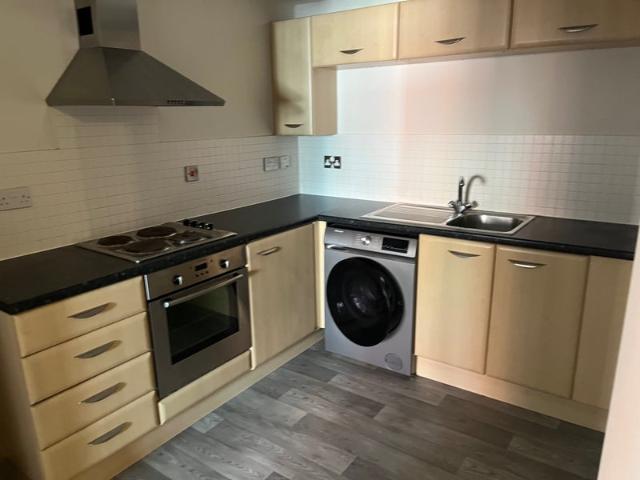 Ground floor 1 bed apartment near city centre