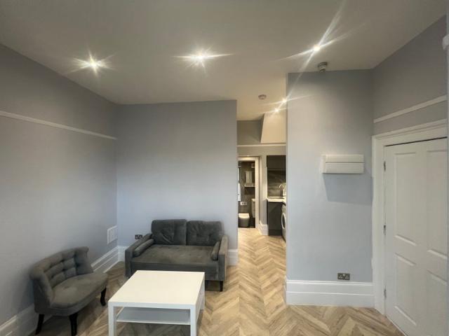 Ground floor 1 bed flat