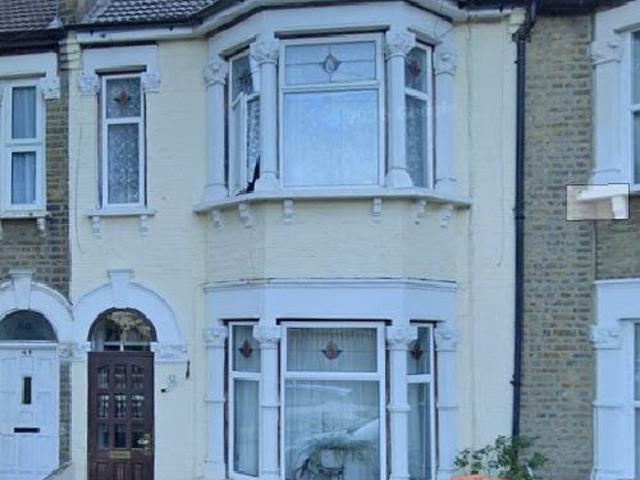 Ground floor 1 Bed with Separate Living