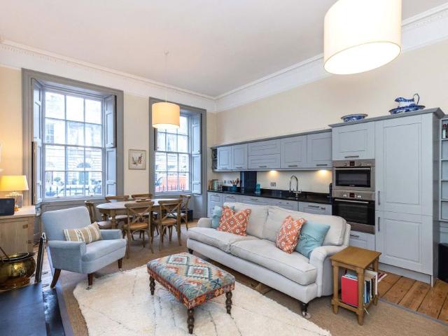 Ground Floor, 5 Albany Street