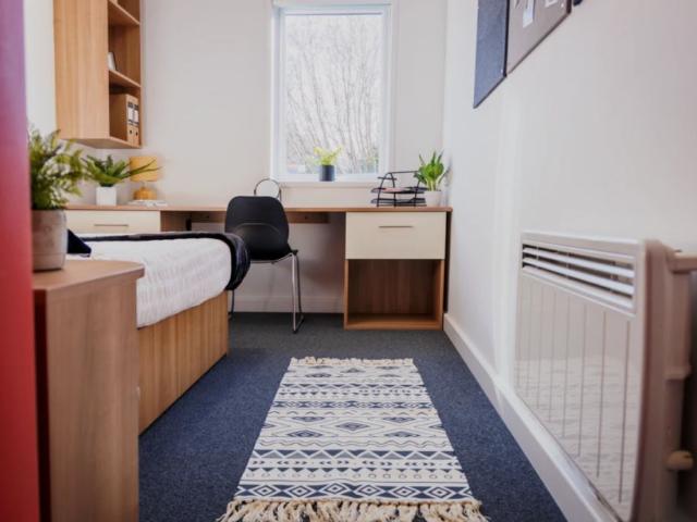 Ground Floor Five Bed Cluster