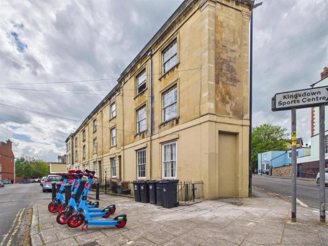 Ground Floor Flat, 2, Clevedon Terrace,, Bristol, BS6 5TX, 2 bedroom, Flat/Apartment