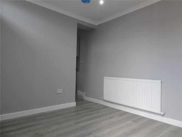 Ground floor flat to rent