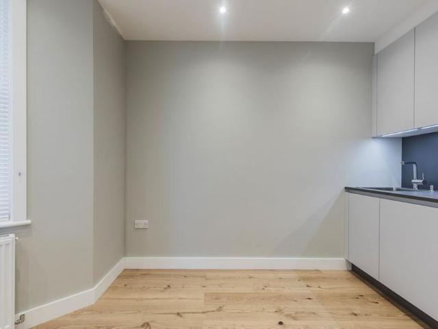 Studio to rent