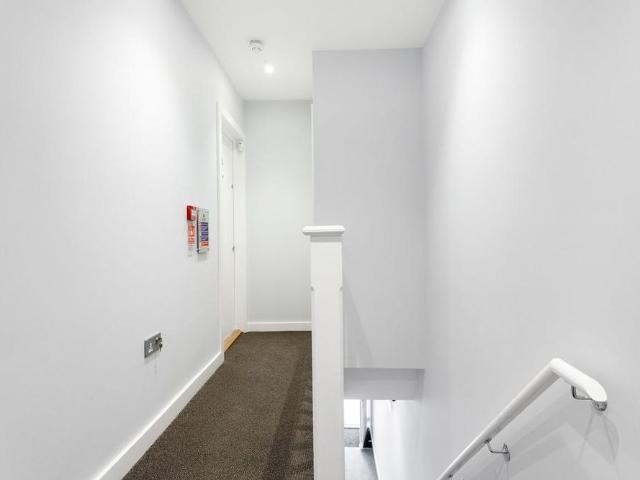 Ground floor flat to rent