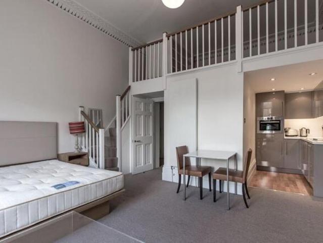 Ground floor studio flat for rent in Flat 14 89 Gloucester Place, W1U