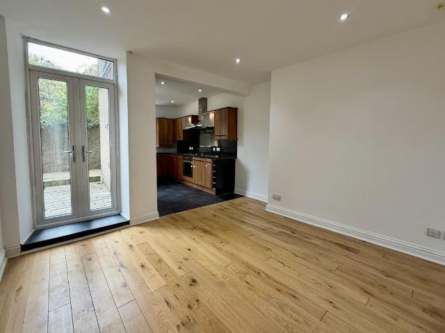 Ground Floor Right, 3 Dee Place, Aberdeen AB11, 1 bed flat to rent, £575 pcm | PrimeLocation