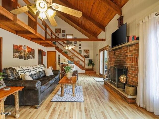 Grouse Ct, Bushkill, Home For Sale