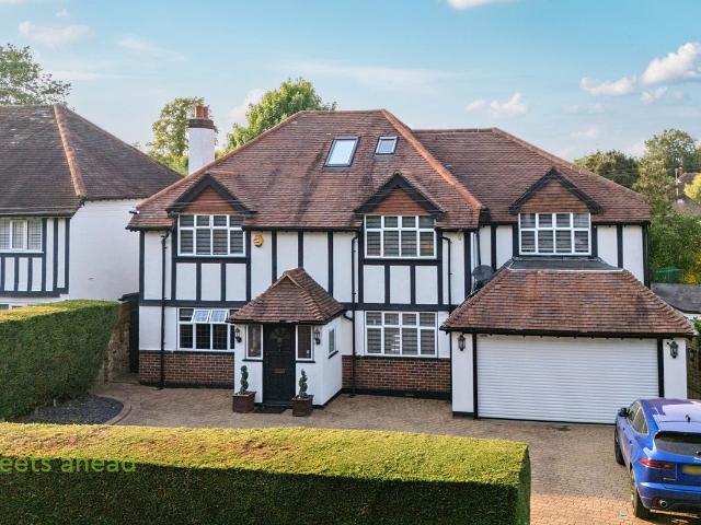 Grove Wood Hill, Coulsdon CR5, 5 bed detached house to rent, £4,500 pcm | PrimeLocation