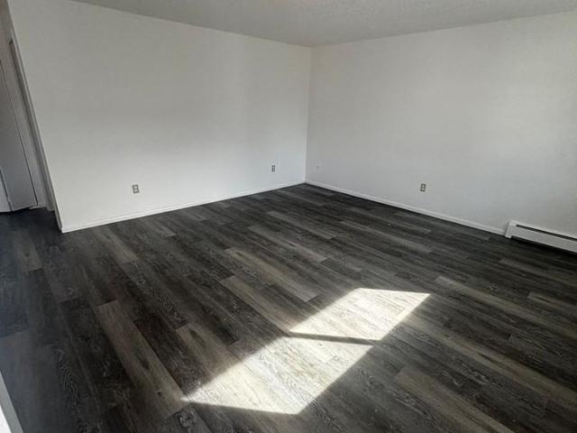Grove Apartments 2 Bedroom Apartment for Rent at 130 W Kent Ave, Missoula, MT 59801 Rose Park