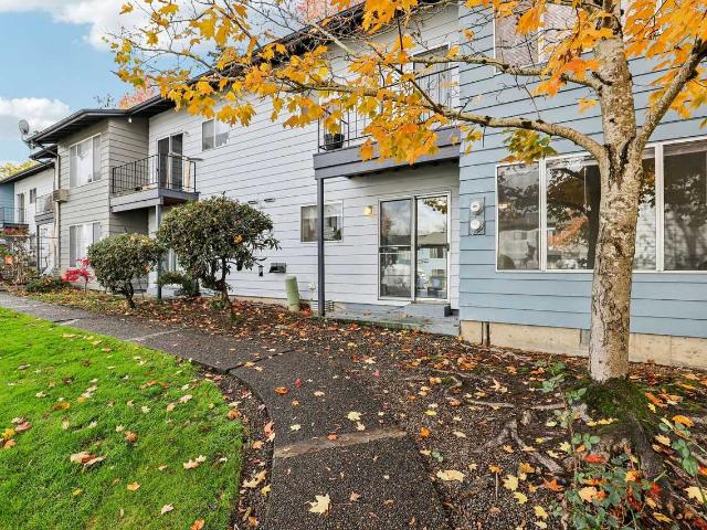 GROVE AT HIGHLAND Studio Apartment for Rent at 5840 Sw Erickson Ave, Beaverton, OR 97005 Central Beaverton