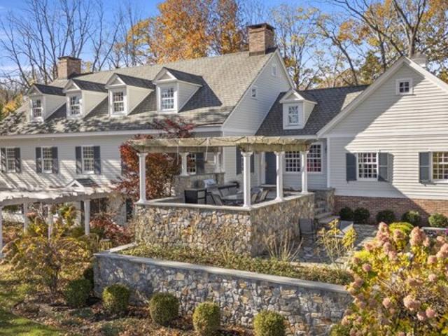 Grove Ave, Groton, Home For Sale