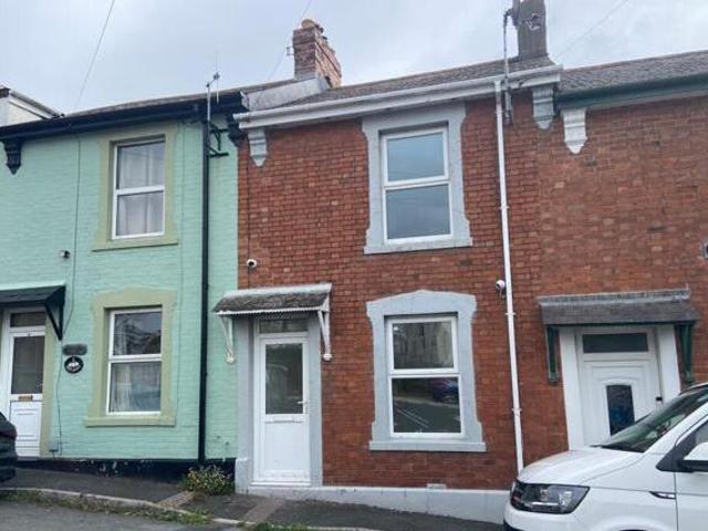 Grove Avenue, Teignmouth, 2 Bedroom Terraced