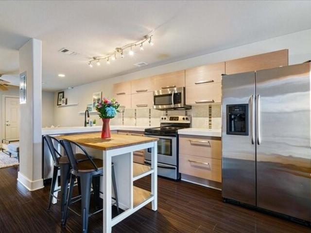 Grove Blvd Apt,austin, Home For Sale