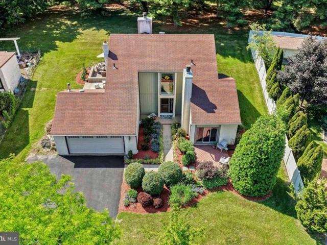 Grove Cir, Chalfont, Home For Sale